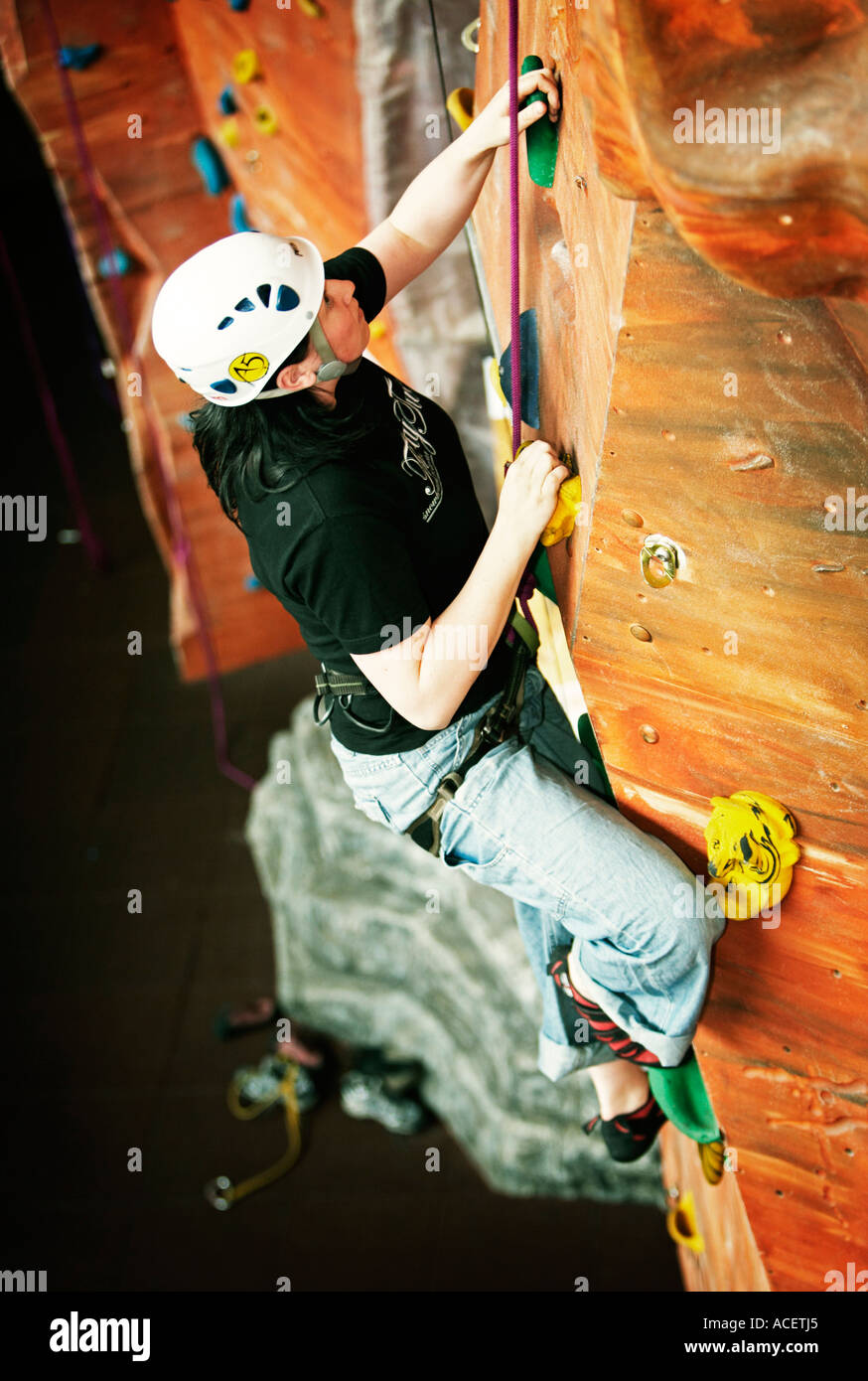 English female climber hi-res stock photography and images - Alamy
