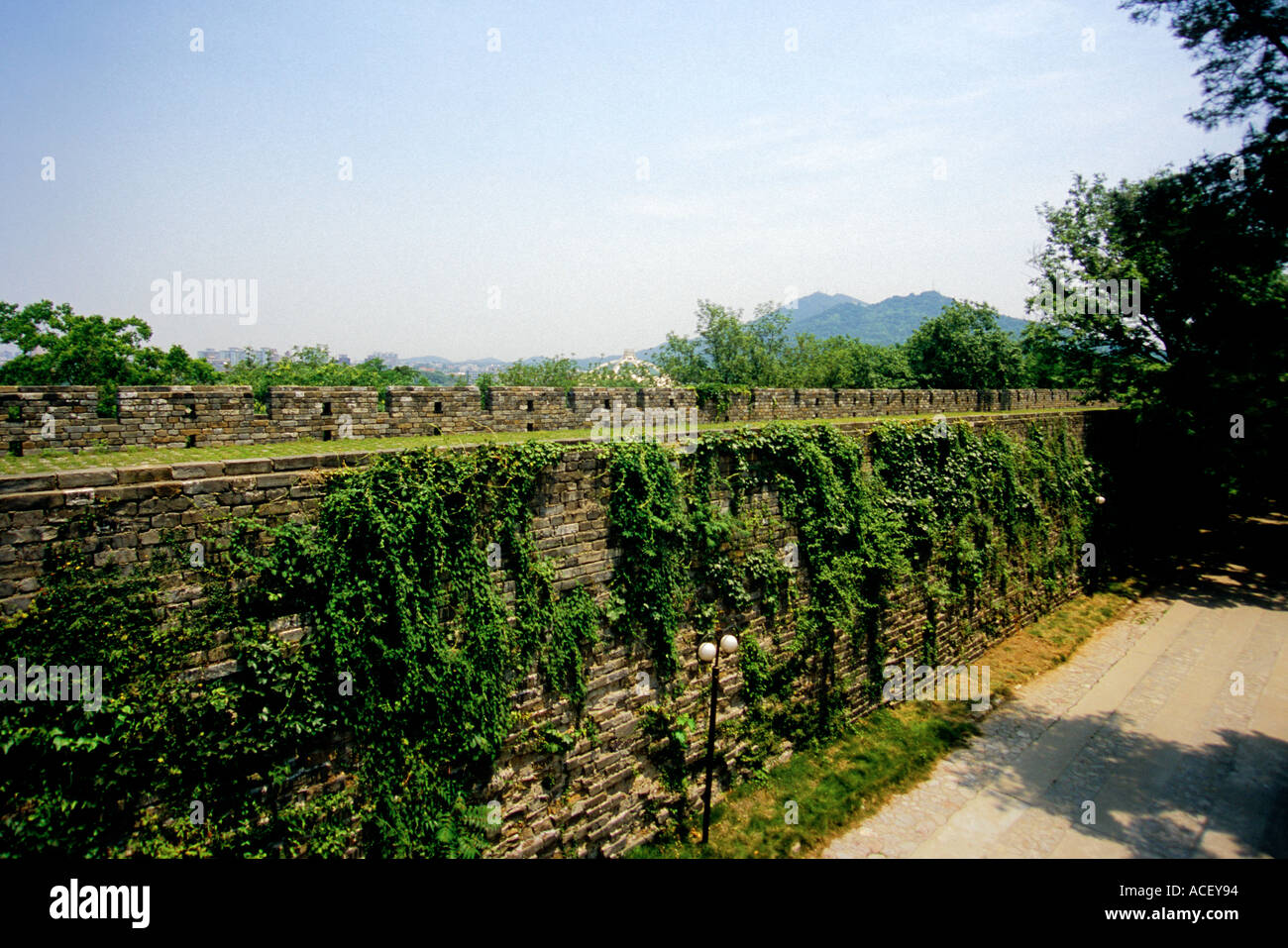 Nanking china wall hi-res stock photography and images - Alamy