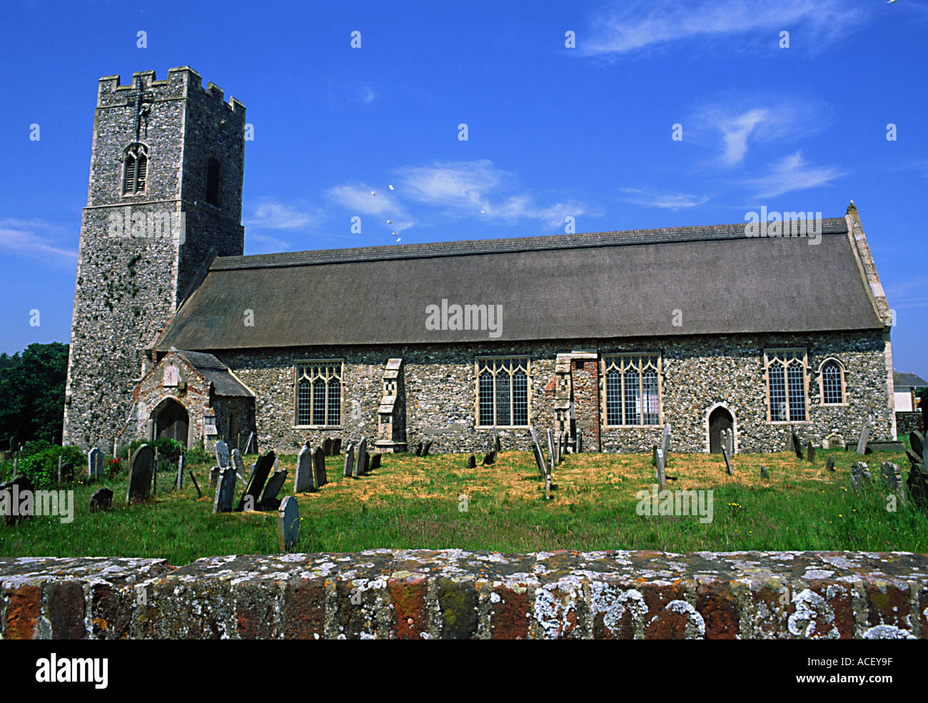 Pakefield church hi-res stock photography and images - Alamy