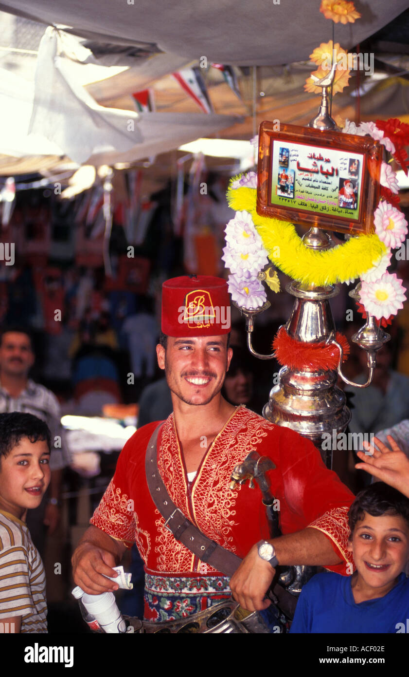 Syria traditional costume hi-res stock photography and images - Alamy