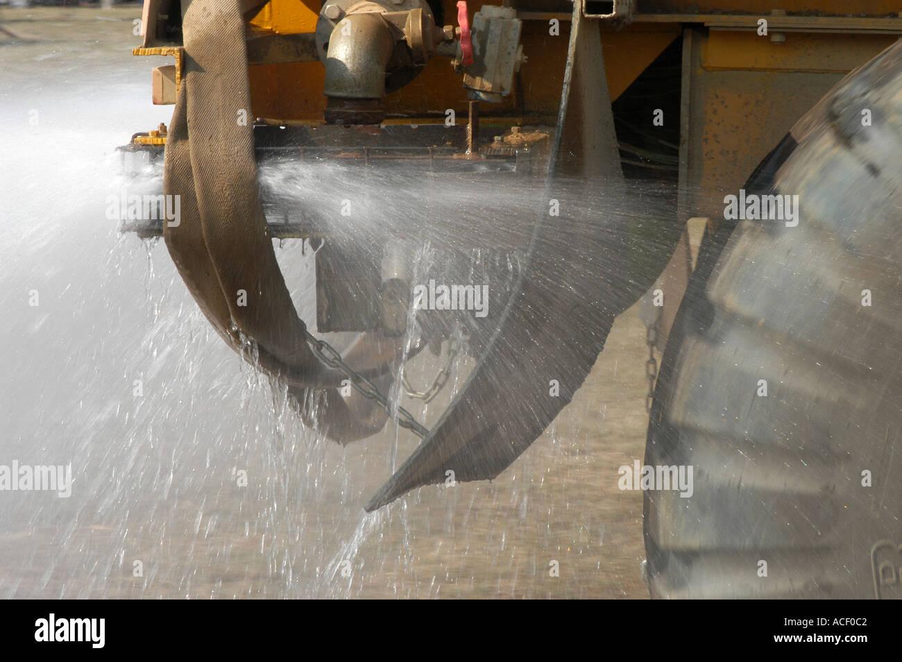Damping down hi-res stock photography and images - Alamy