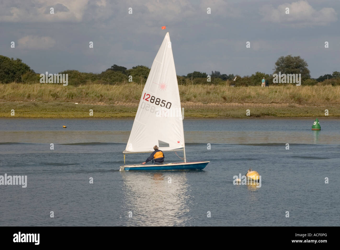 Single handed dinghy hi-res stock photography and images - Alamy