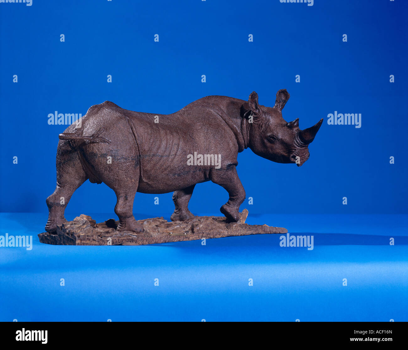 Rhino statue art Stock Photo - Alamy
