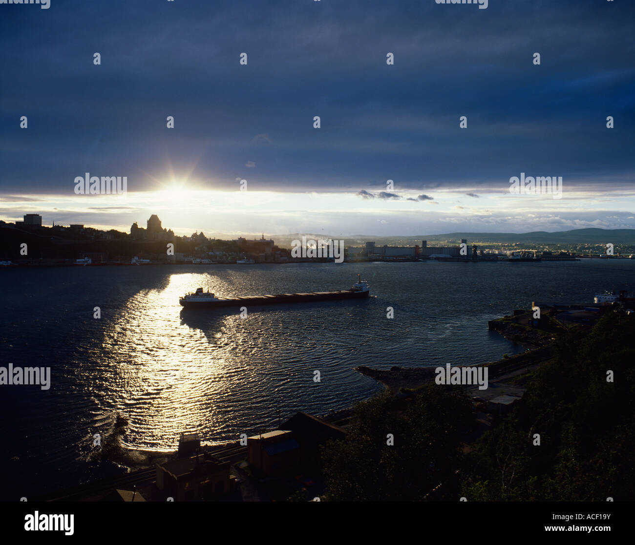 Harbour view ship Quebec City Stock Photo - Alamy