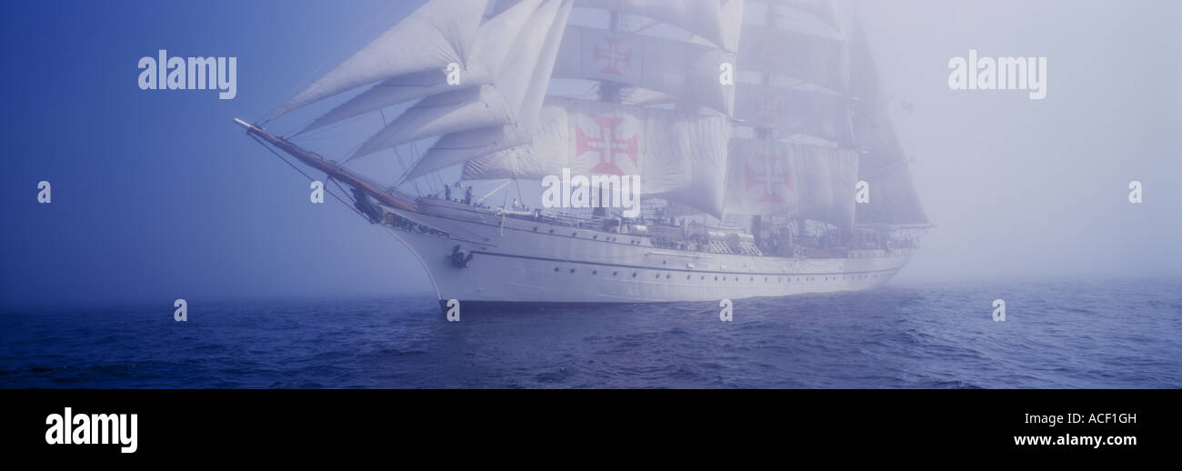Ghostly ship in fog hi-res stock photography and images - Alamy