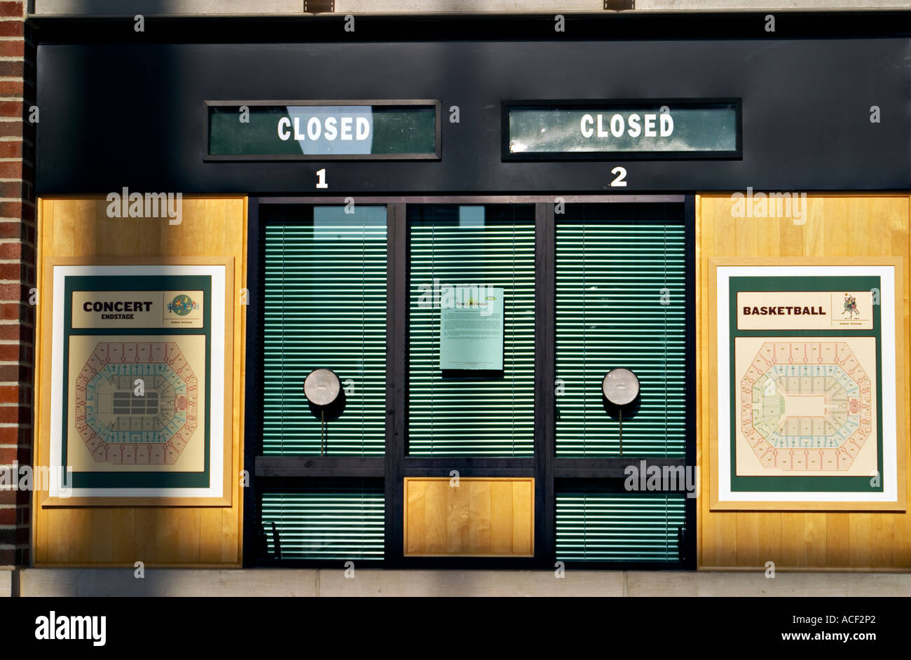 Fieldhouse pacers hi-res stock photography and images - Alamy