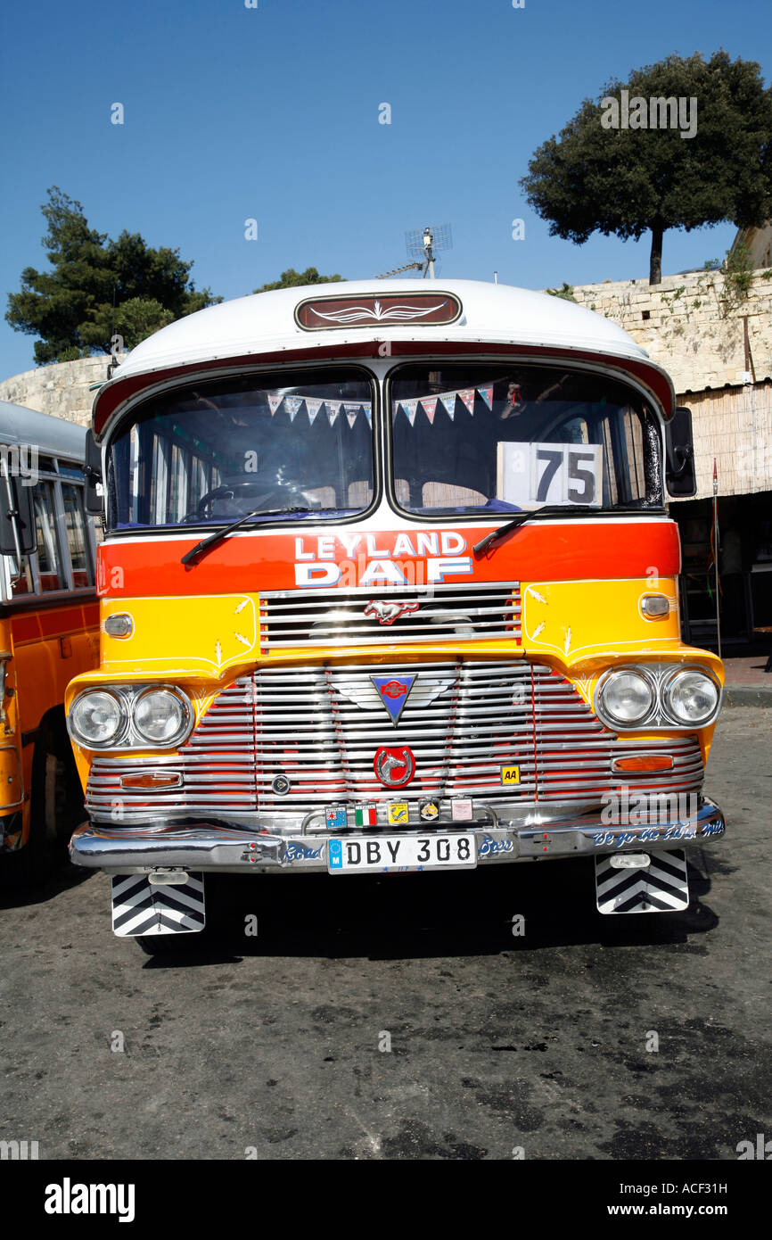 British 1960s coaches hi-res stock photography and images - Alamy