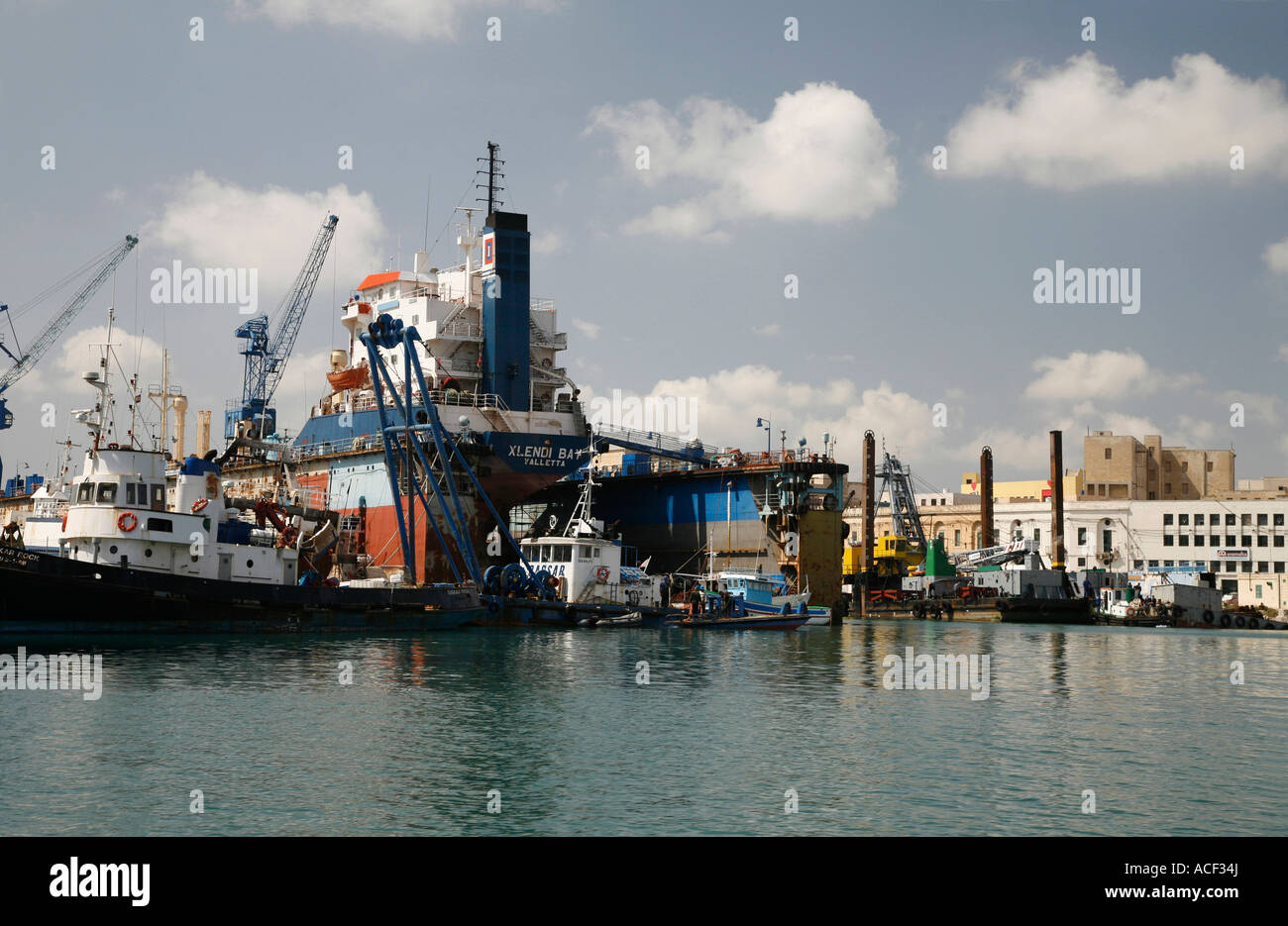 Ship Building cranes and Dry Harbour in Grand Harbour, Valletta, Malta ...