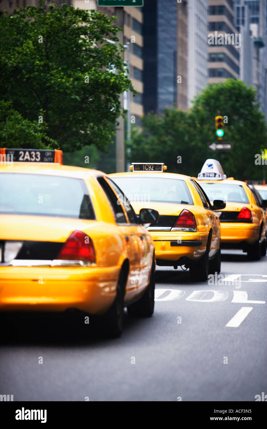 Many taxis in a row hi-res stock photography and images - Alamy