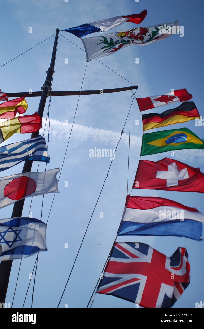 Capitalist countries hi-res stock photography and images - Alamy