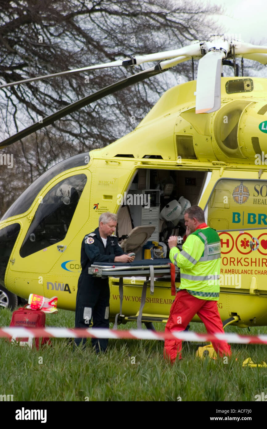 Intensive care ambulance paramedic hi-res stock photography and images ...