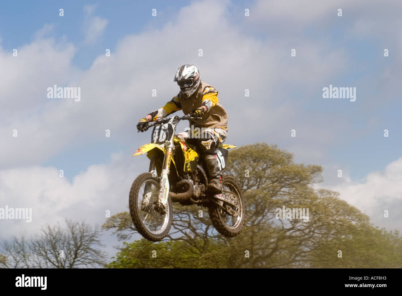 Motorcycle jump helmet ramp hi-res stock photography and images - Alamy