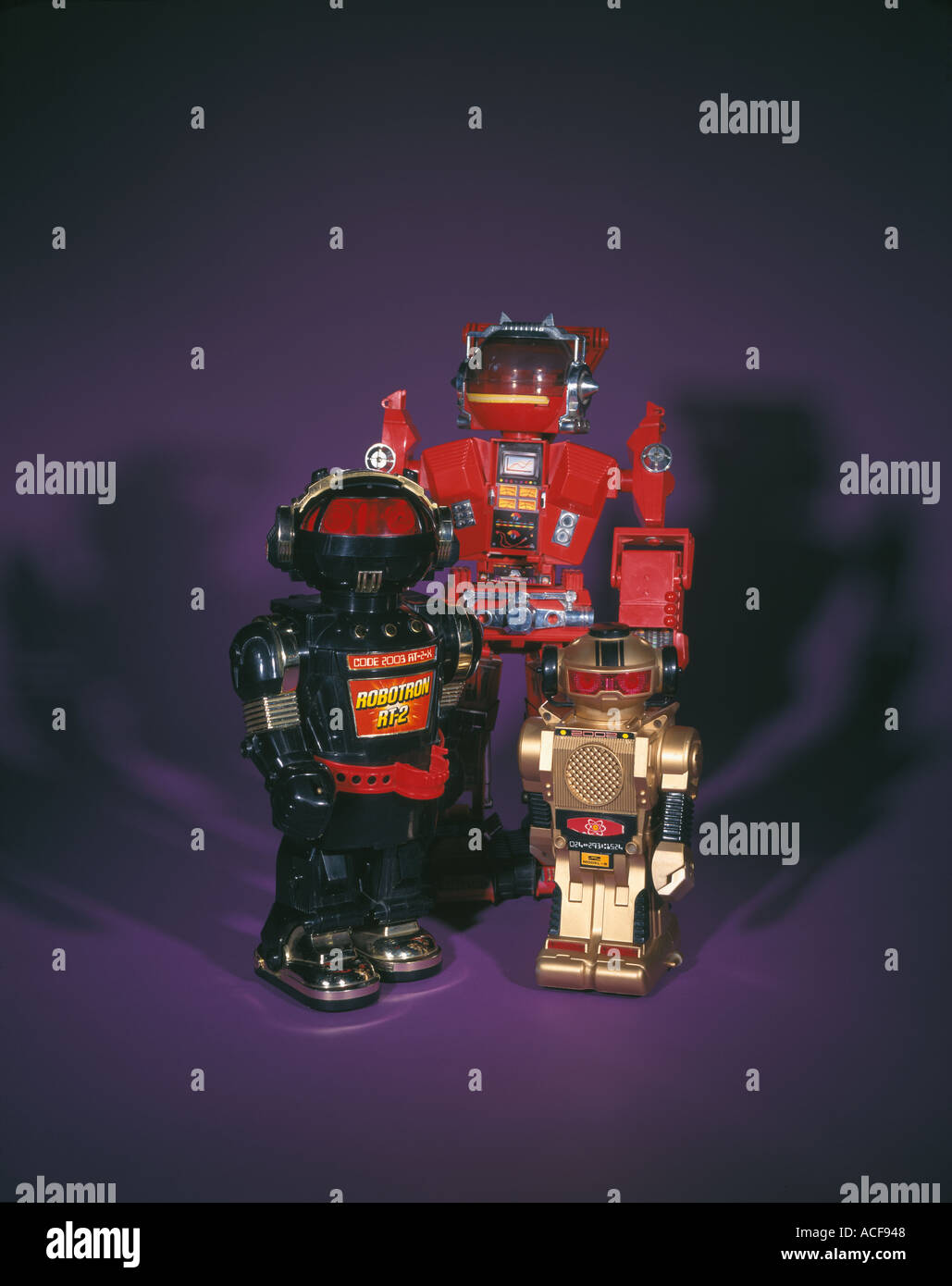 Robots science fiction hi-res stock photography and images - Alamy