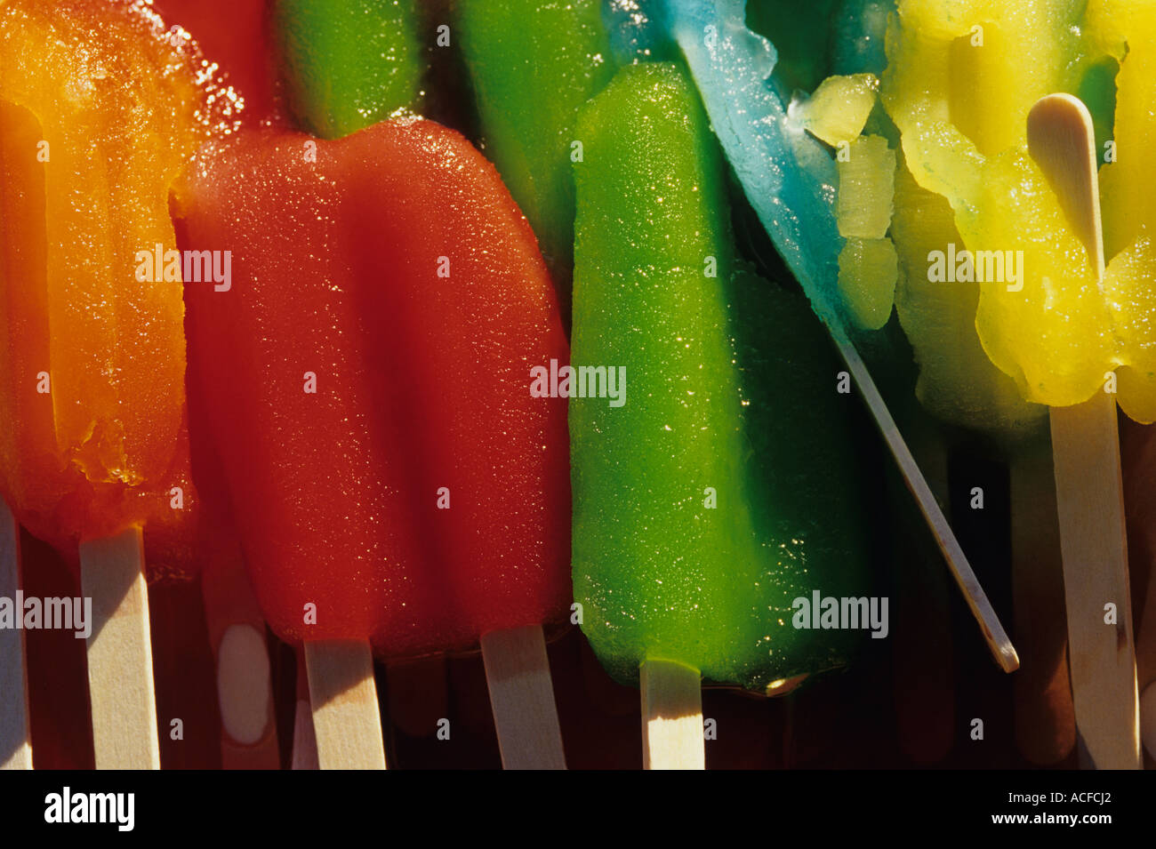 Popsicles in rows melting hi-res stock photography and images - Alamy