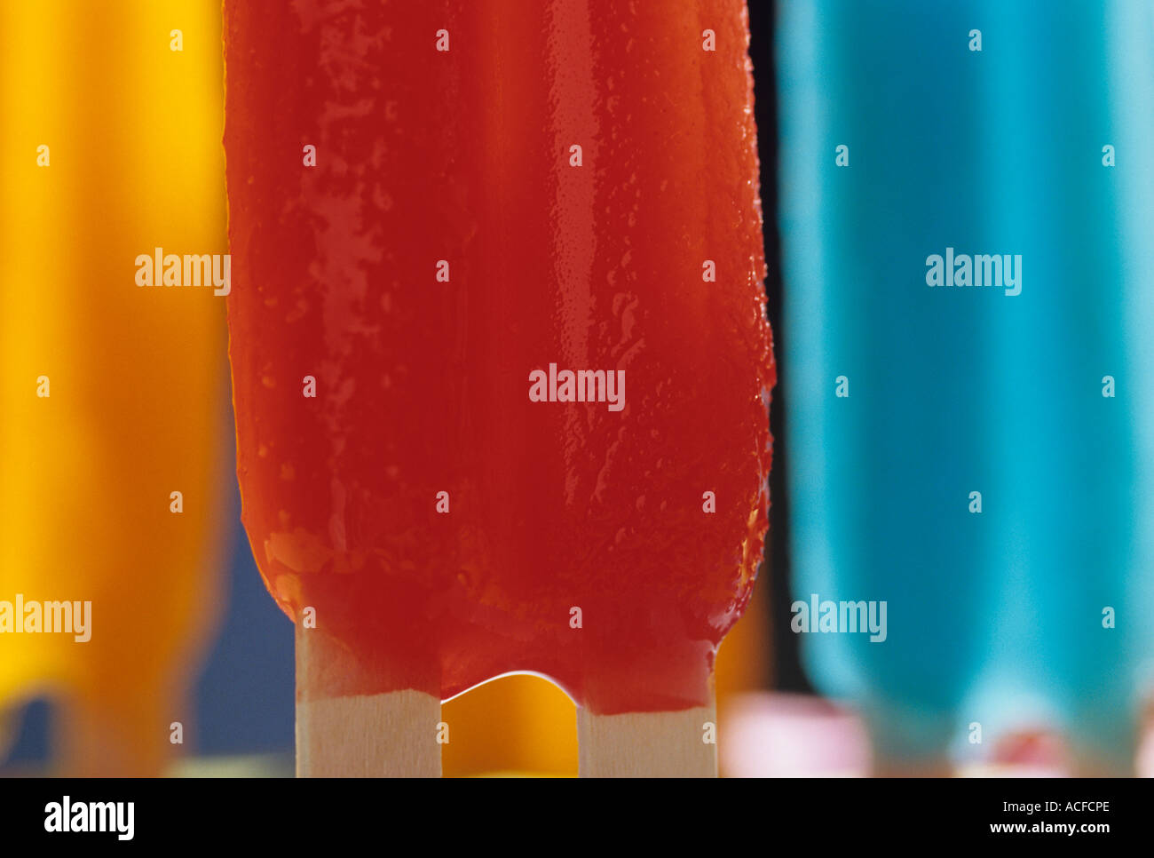 Popsicles in rows melting hi-res stock photography and images - Alamy