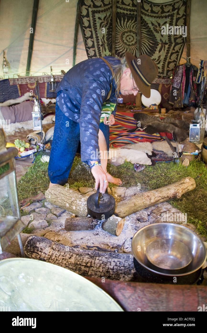Fire teepee hi-res stock photography and images - Alamy