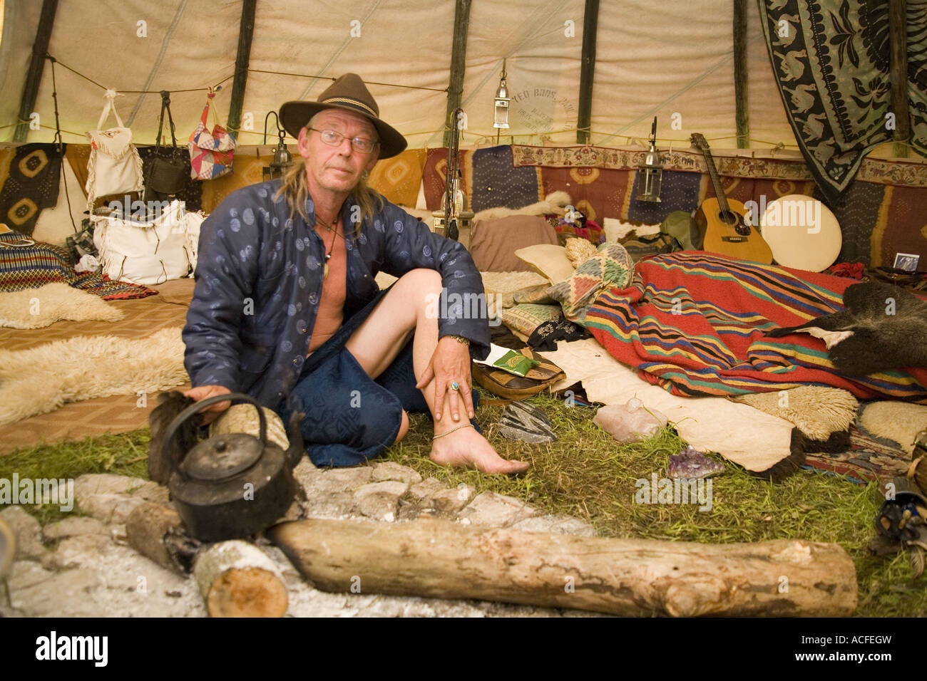 Inside a teepee hi-res stock photography and images - Alamy