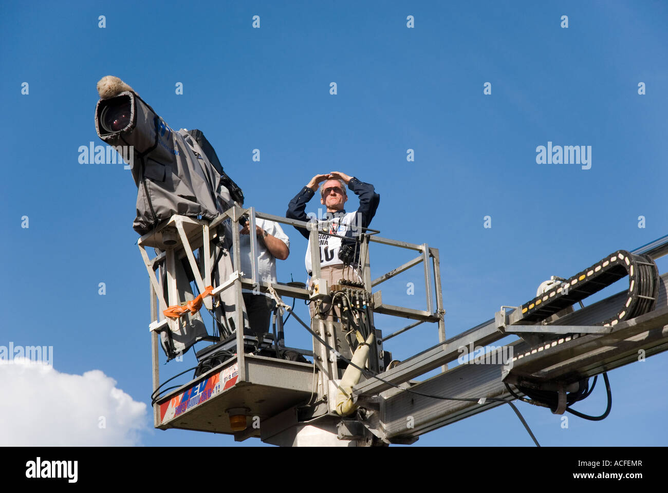 TV camera at the Tour de France prologue outside Buckingham Palace in ...
