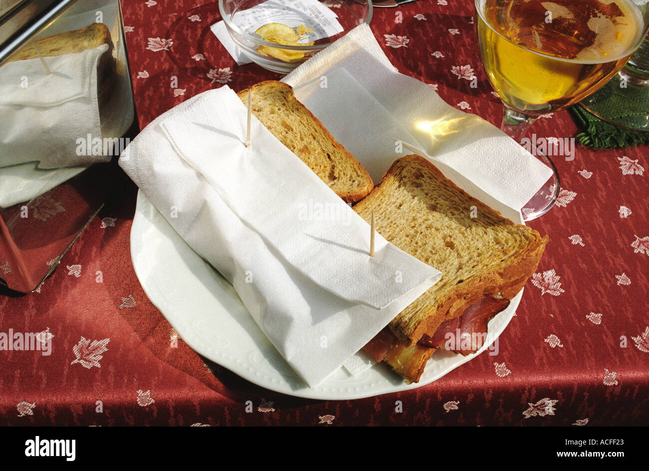 Sandwich Alfresco Table High Resolution Stock Photography and Images ...