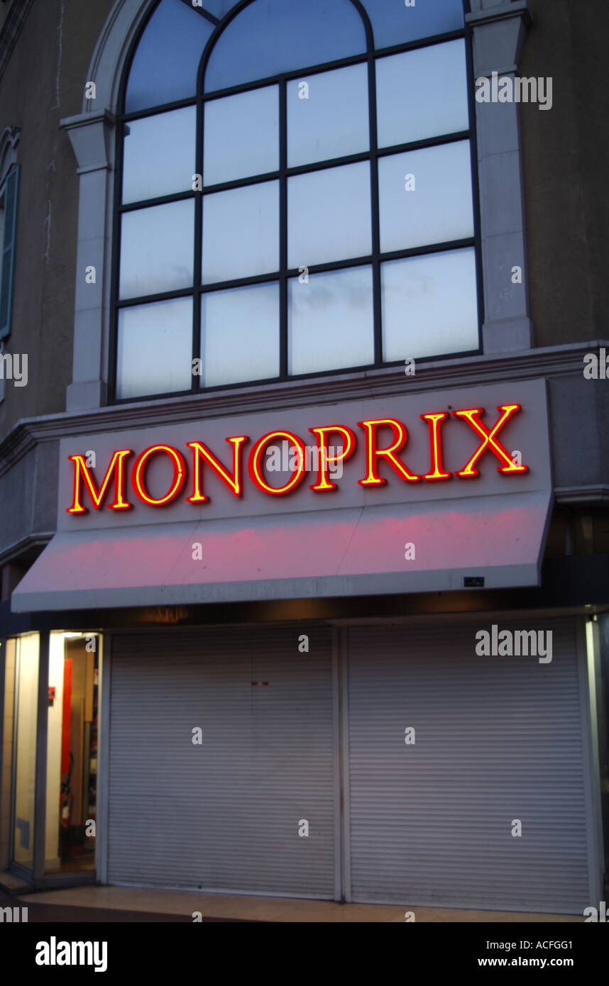Monoprix shop after closing hours, in Nice Stock Photo - Alamy