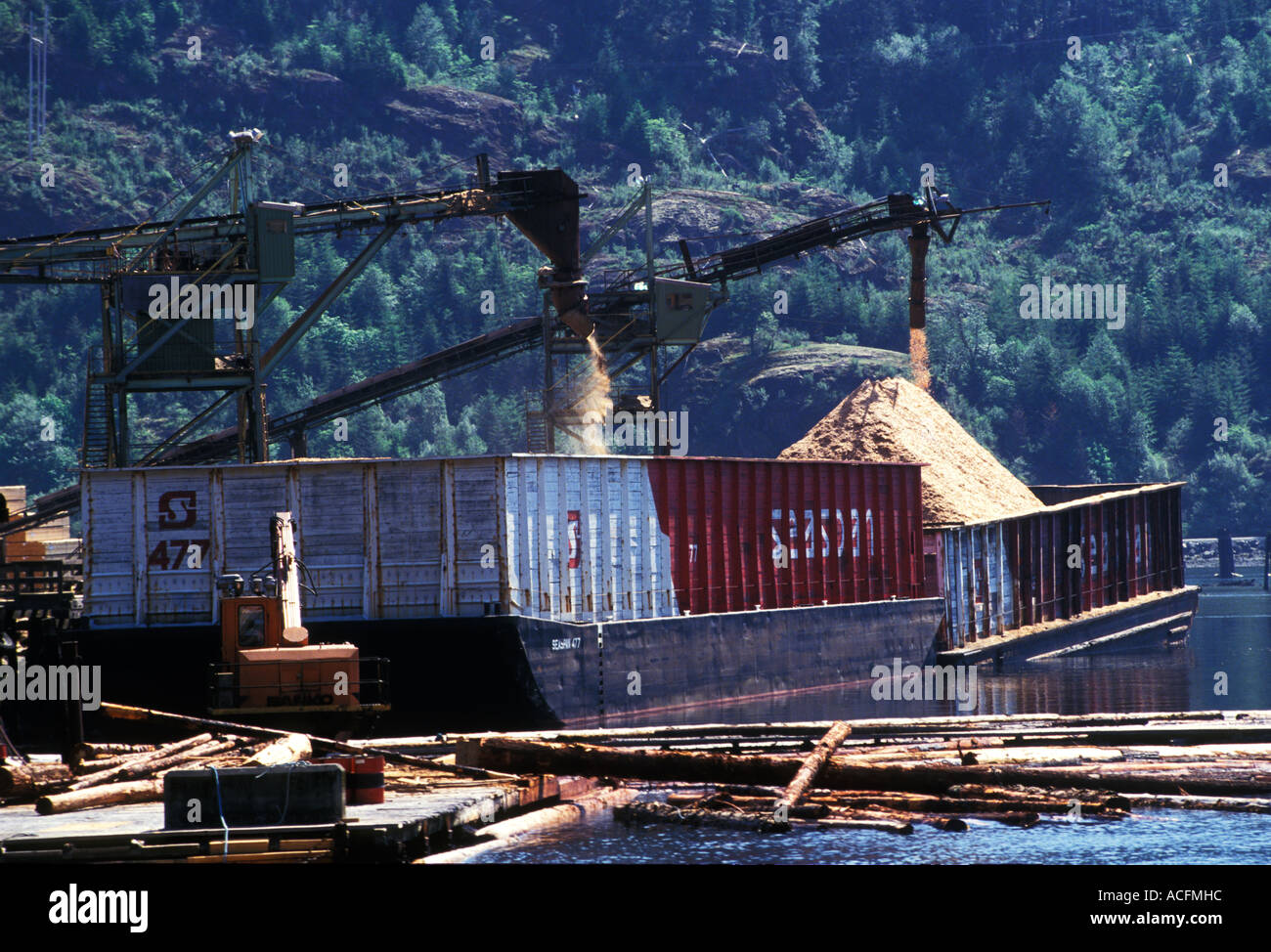 To be loaded onto barge hi-res stock photography and images - Alamy