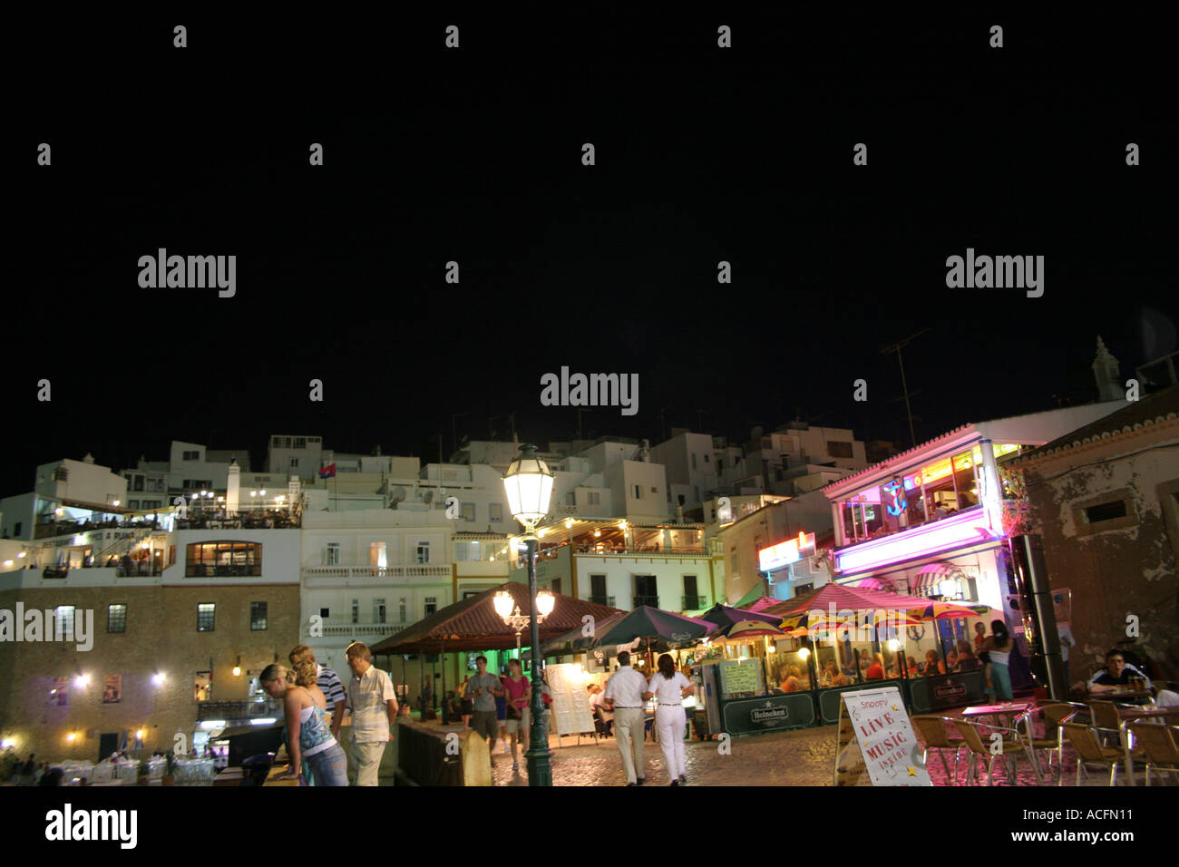 Albufeira beach sign hi-res stock photography and images - Alamy
