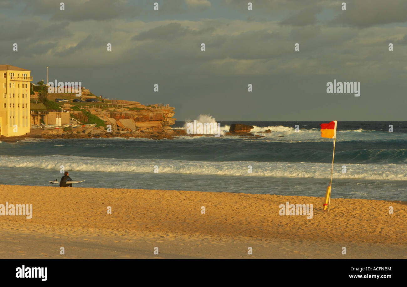 bondi beach australia sunset Stock Photo - Alamy