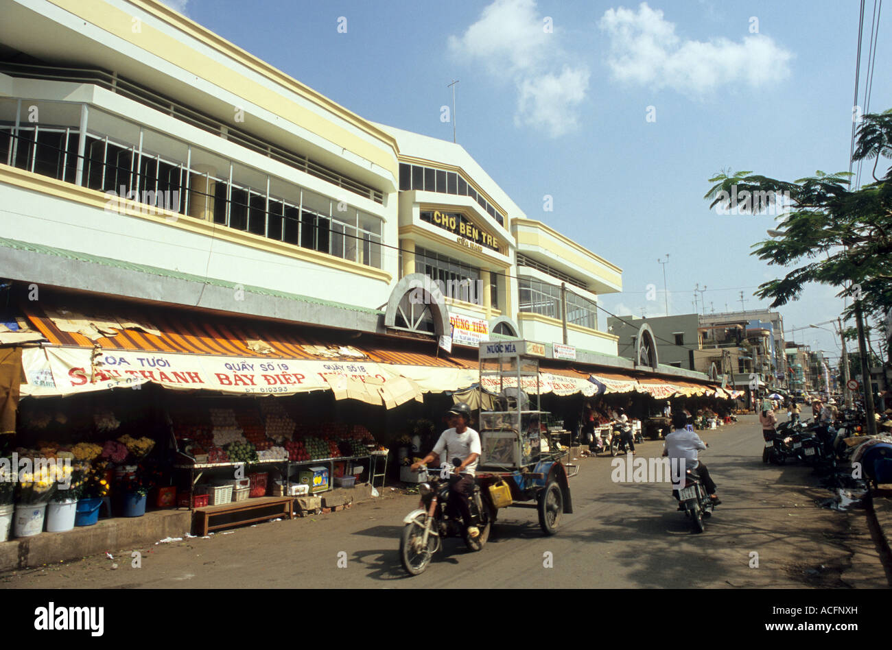 Modern Cho Ben Tre market building, Ben Tre, SW Viet Nam Stock Photo ...
