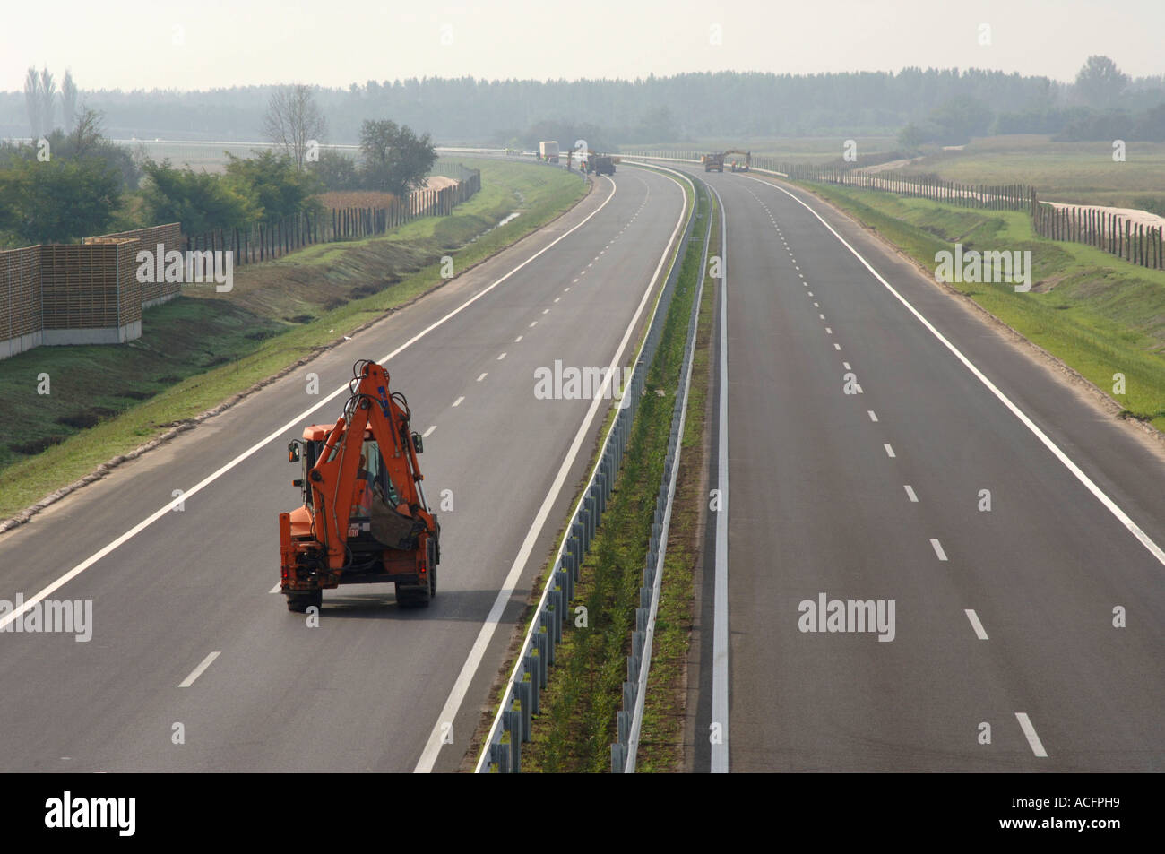 Constructing the M5 toll motorway in Hungary - a section of motorway ...