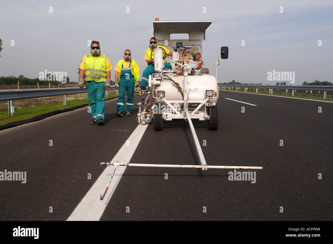 Laying road - workers constructing the M5 toll motorway in Hungary ...