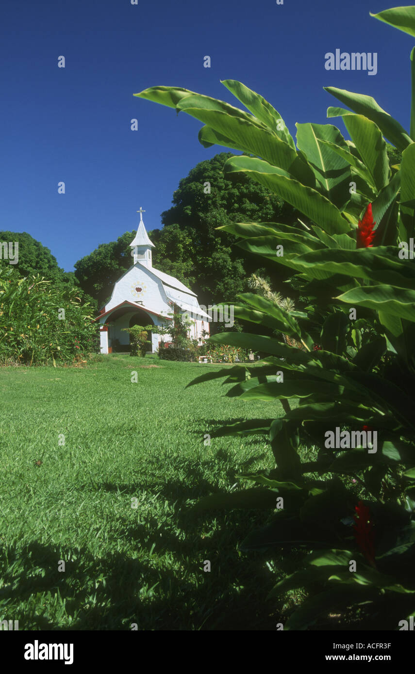 White church in rural setting Stock Photo - Alamy