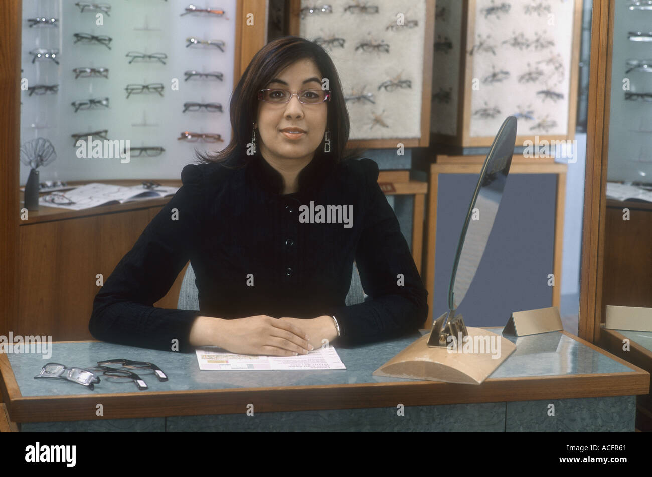 Optician practice hi-res stock photography and images - Alamy