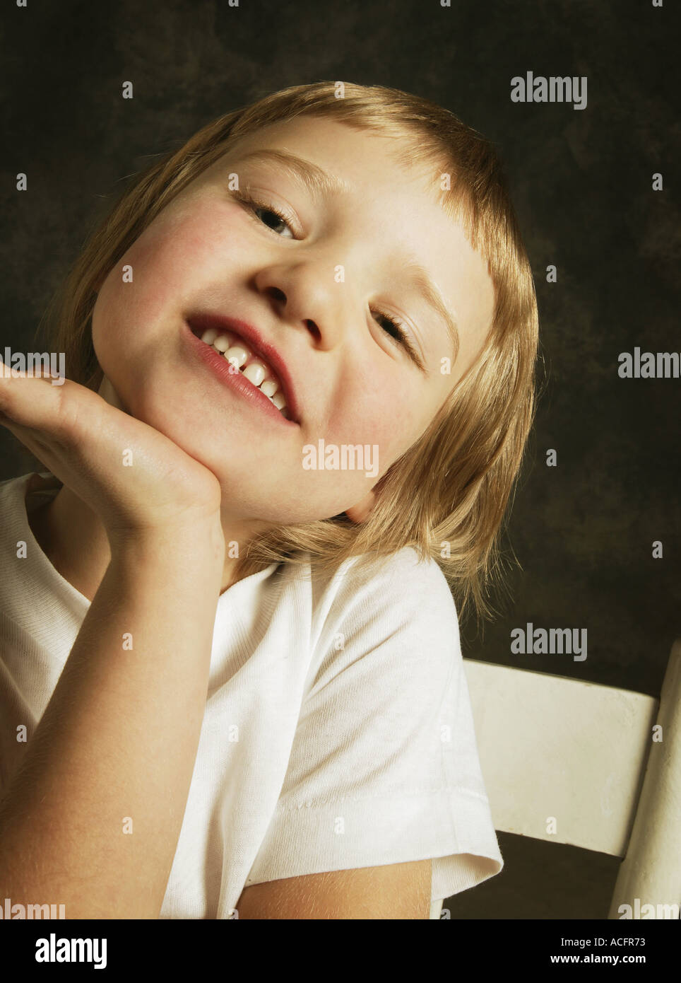 Portrait of a smiling child Stock Photo - Alamy