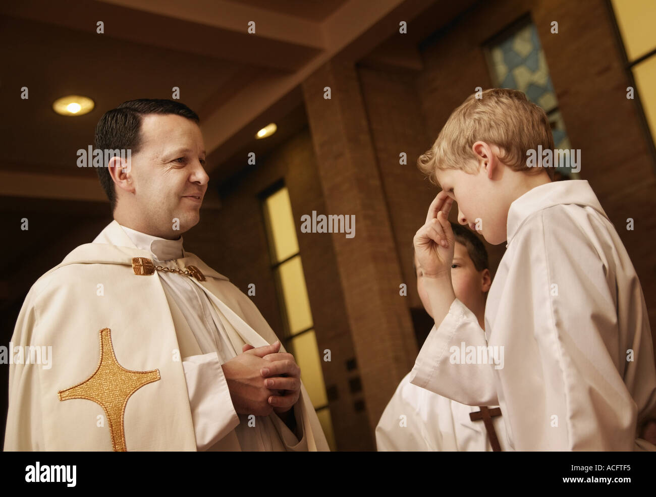 Catholic Confirmation High Resolution Stock Photography and Images - Alamy