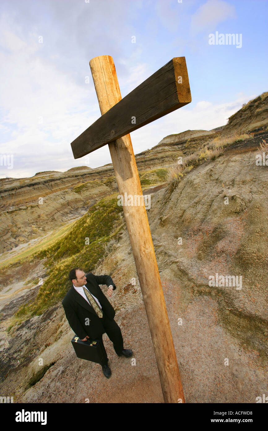 Standing looking at cross jesus hi-res stock photography and images - Alamy