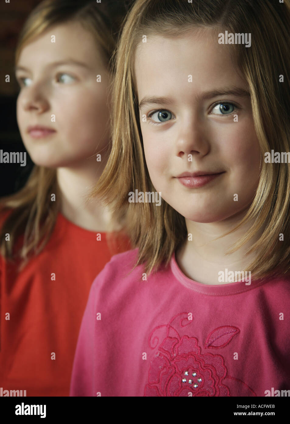 Two little girls Stock Photo - Alamy