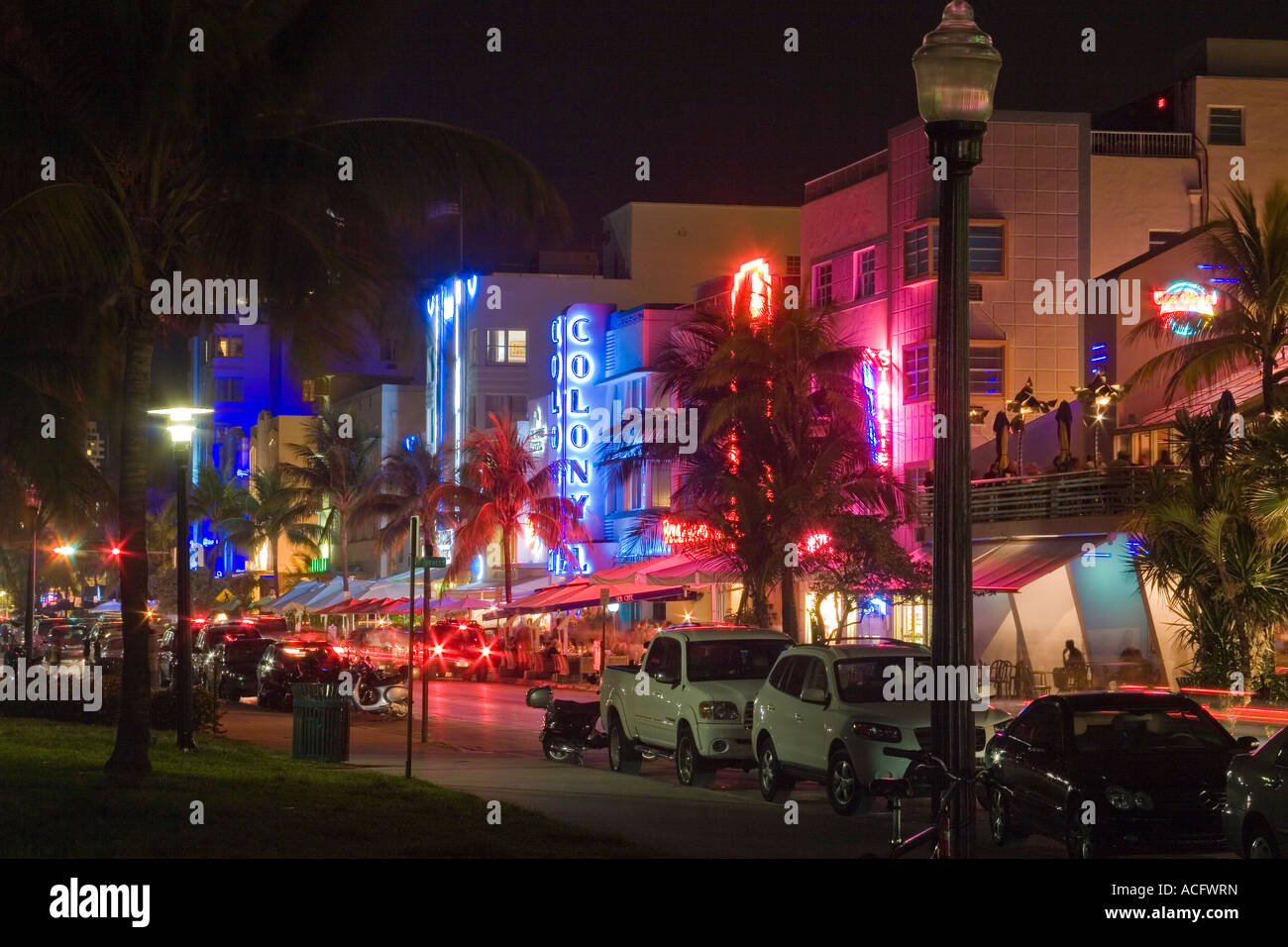 Art deco hotels at night with neon lights along Ocean Drive in the Art ...