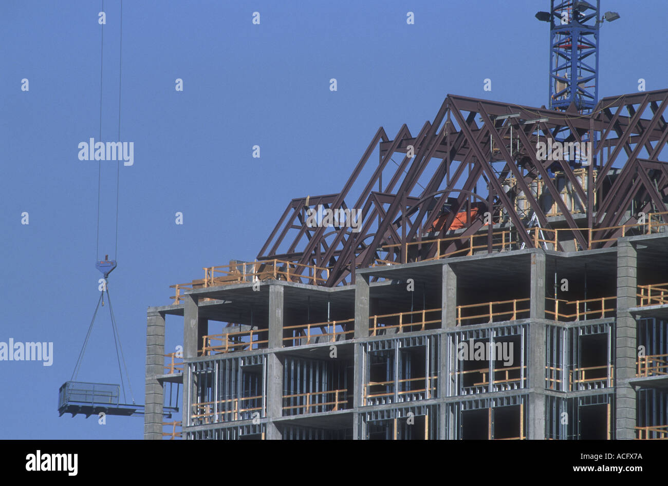 Building being constructed Stock Photo - Alamy