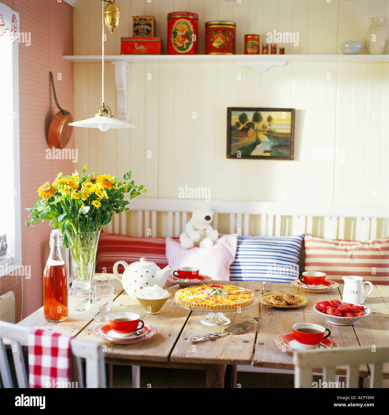 Food on a kitchen table Stock Photo - Alamy