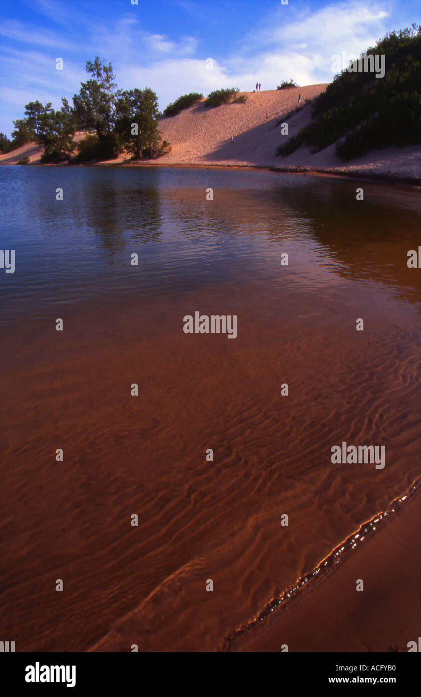 S edge hi-res stock photography and images - Alamy