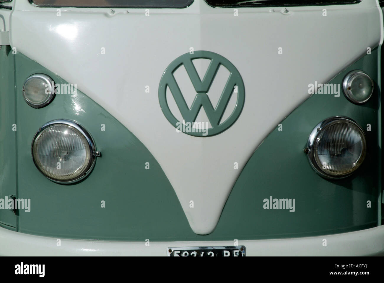 Volkswagen camper buses hi-res stock photography and images - Alamy