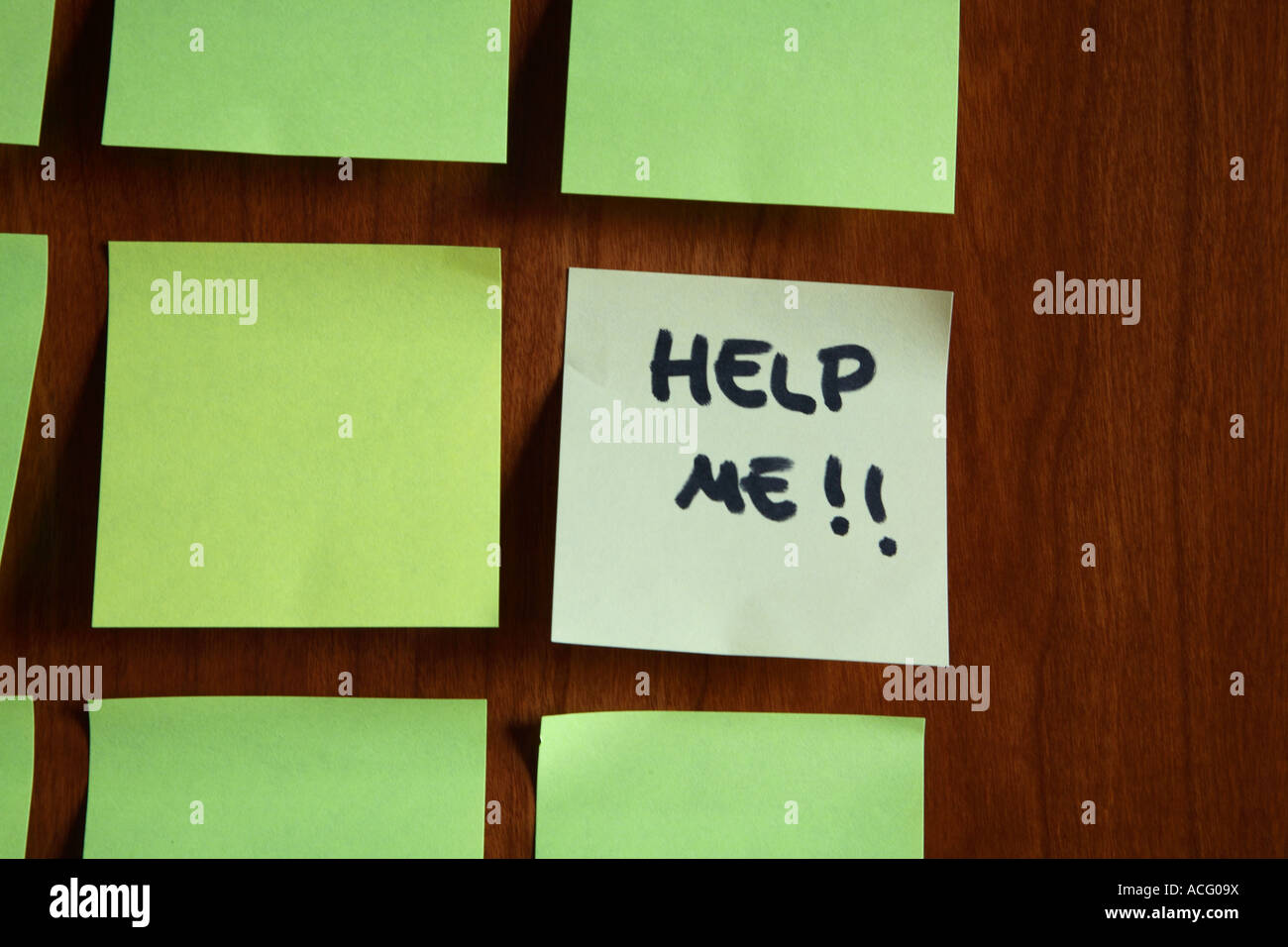help me ! written on a post it memo note Stock Photo - Alamy