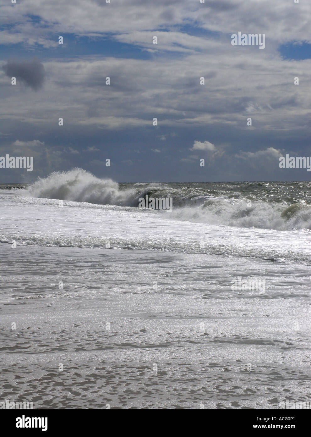 Dramatic braking waves creating lots of surf and foam Bovbjerg at the ...