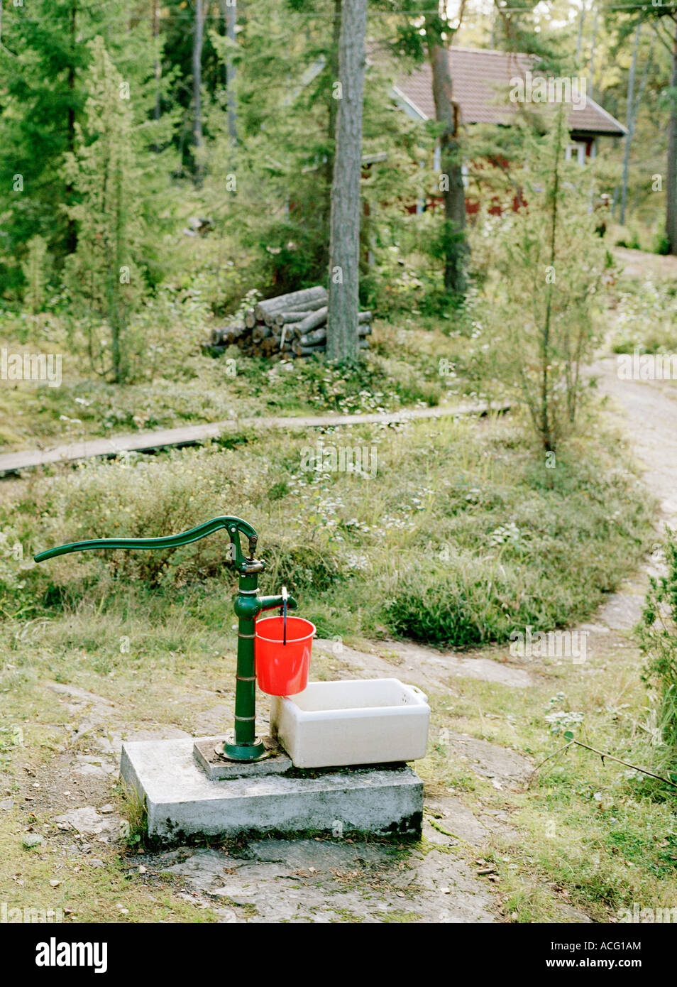 Water pump bucket hi-res stock photography and images - Alamy