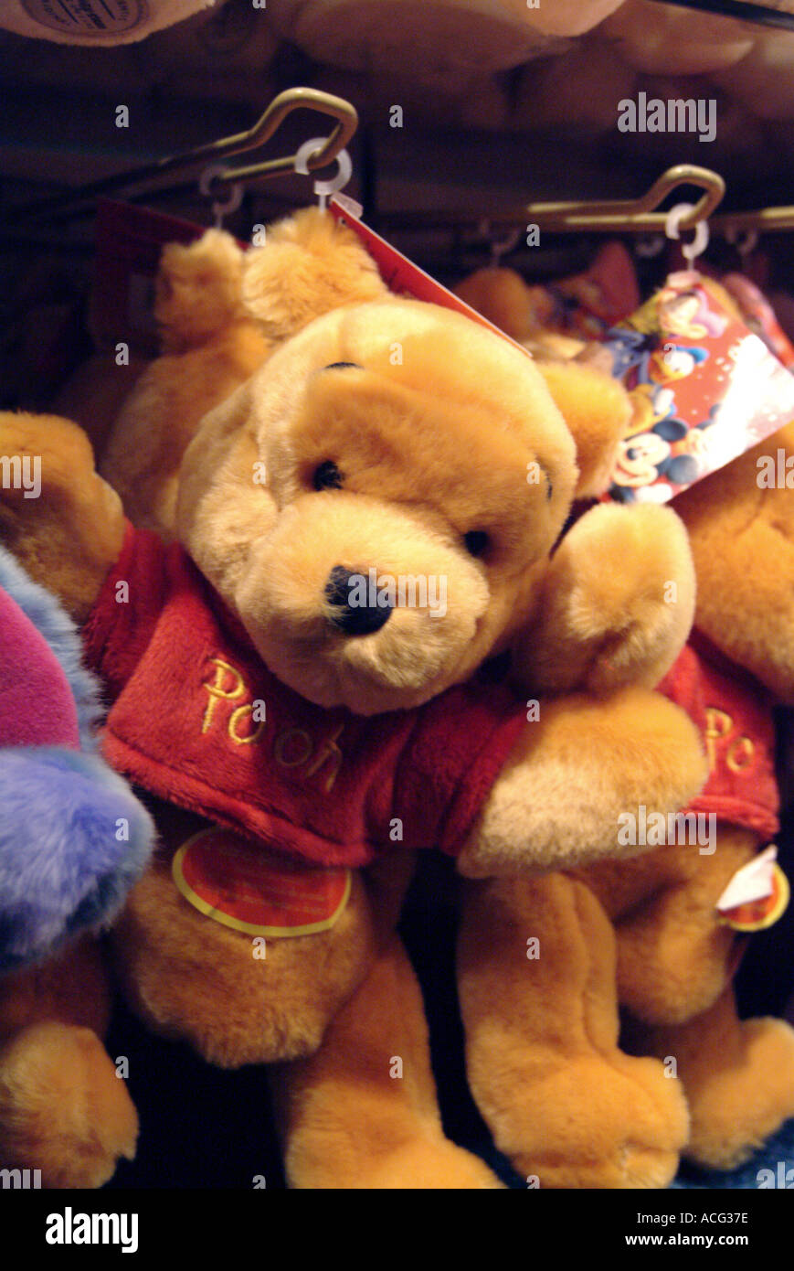Brown bear soft kids toy on toyshop shelf Stock Photo - Alamy
