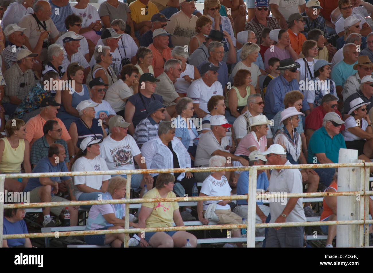 Group of people or crowd in grandstand hi-res stock photography and images - Alamy