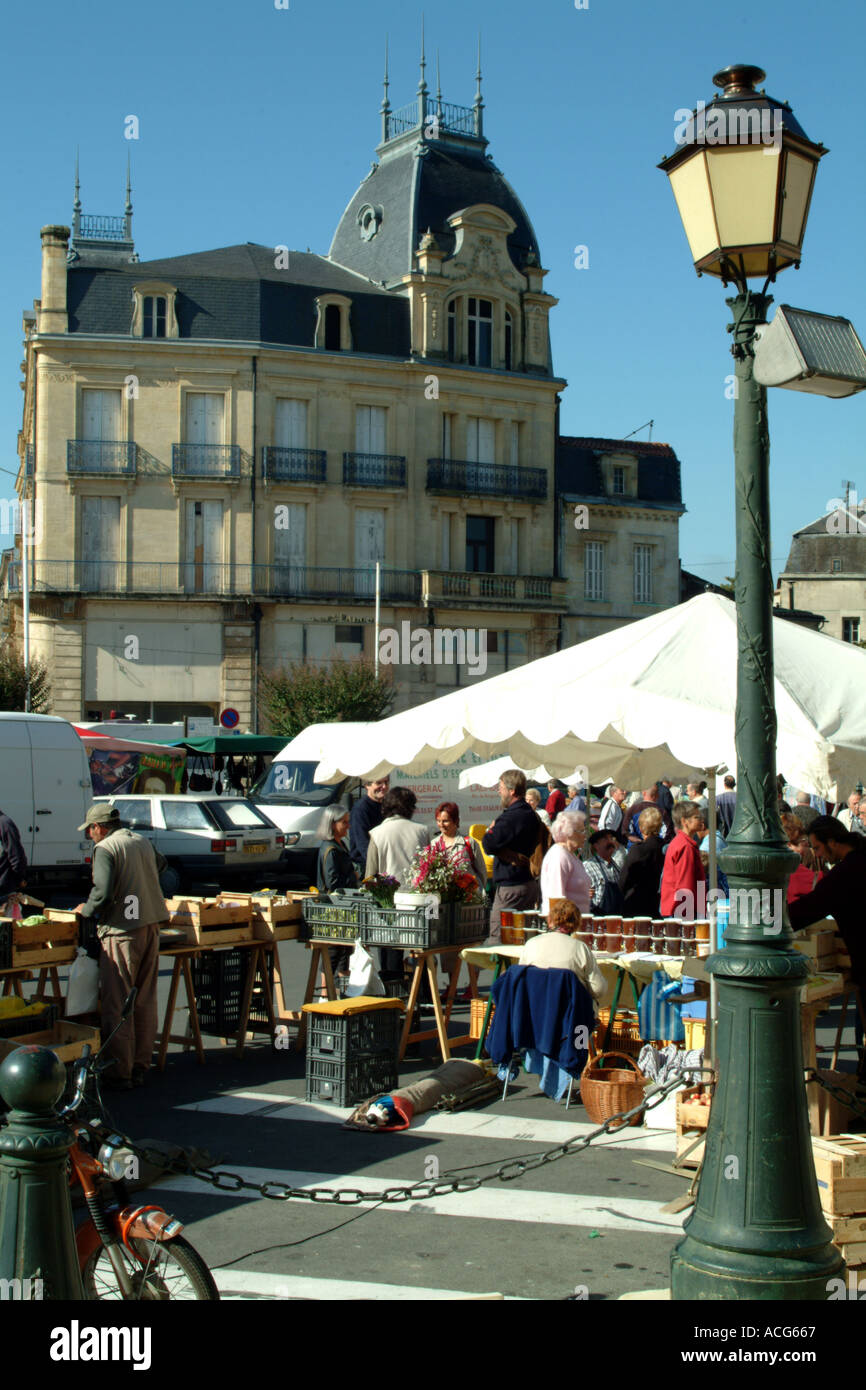 Bergerac wine town in the Dordogne region of France market day Stock ...