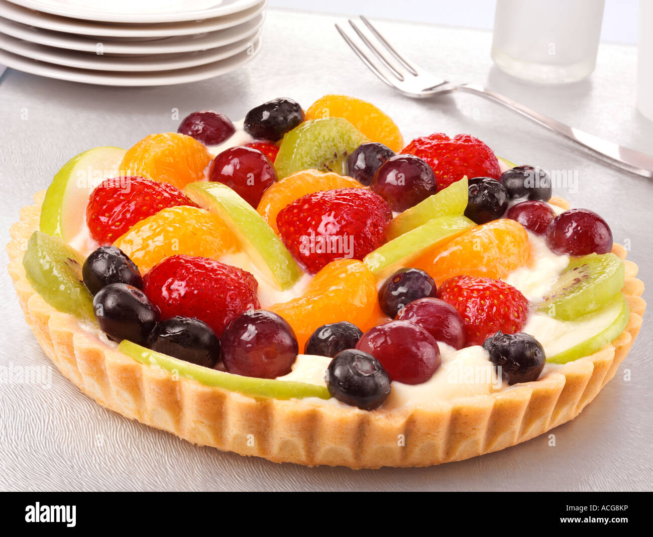 SUMMER FRUITS TART Stock Photo - Alamy