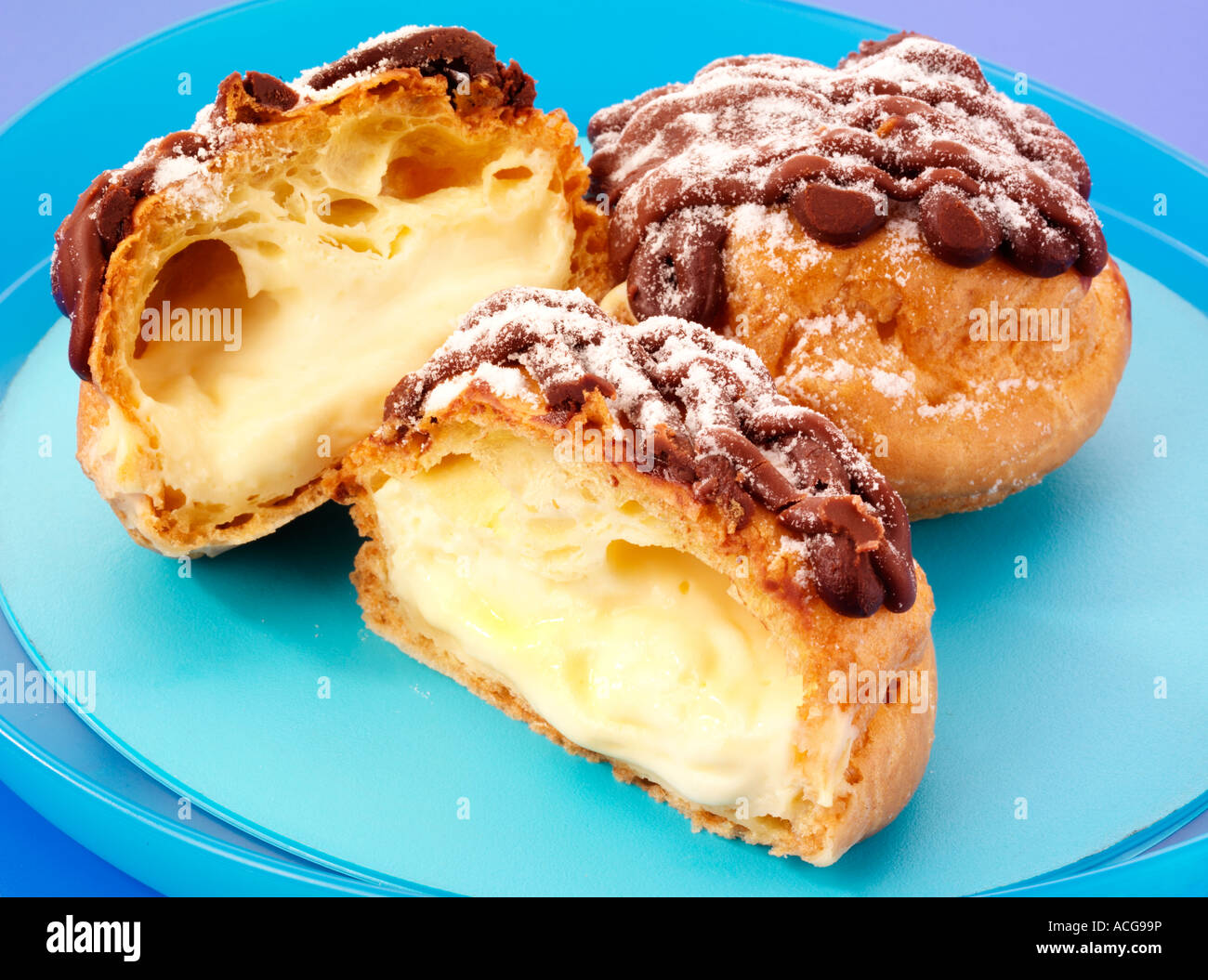 CUSTARD CHOUX BUN Stock Photo - Alamy