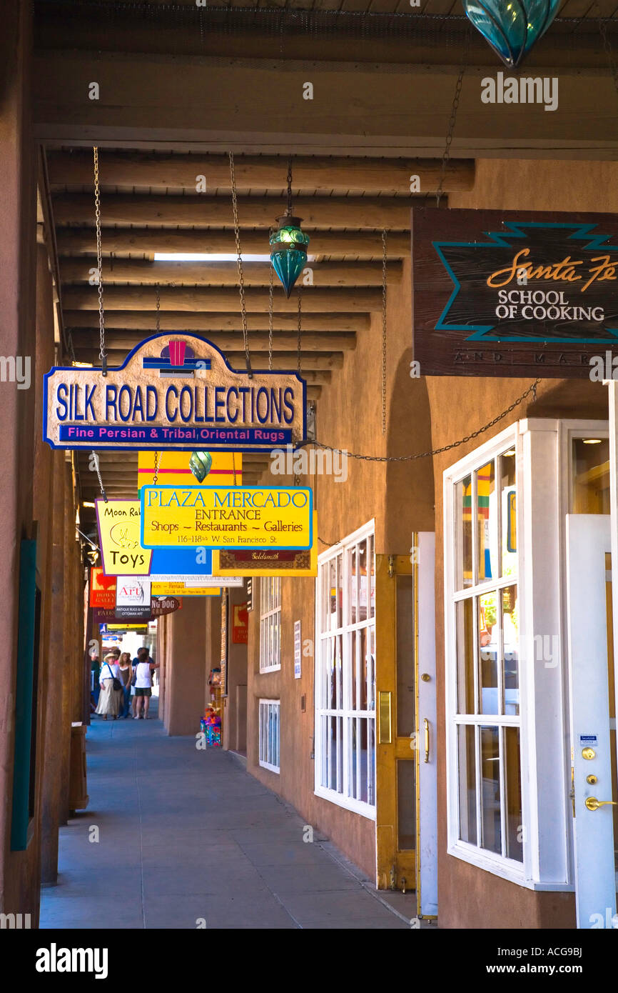 RETAIL STORES ON THE PLAZA, SANTA FE, NEW MEXICO Stock Photo - Alamy